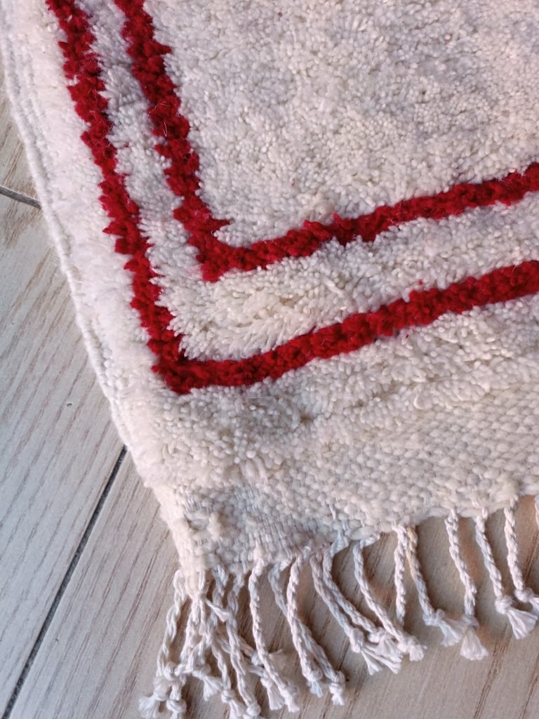 Tapis de prière en laine | Artisanat Algérien Authentique